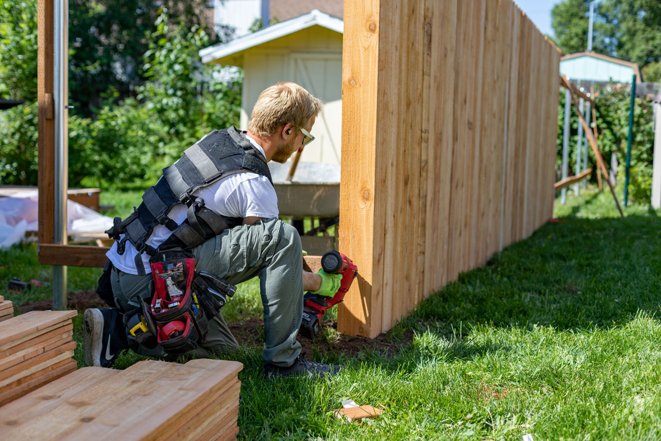 FENCES - Choice Construction - Alaska Deck, Window, Door and Fence ...